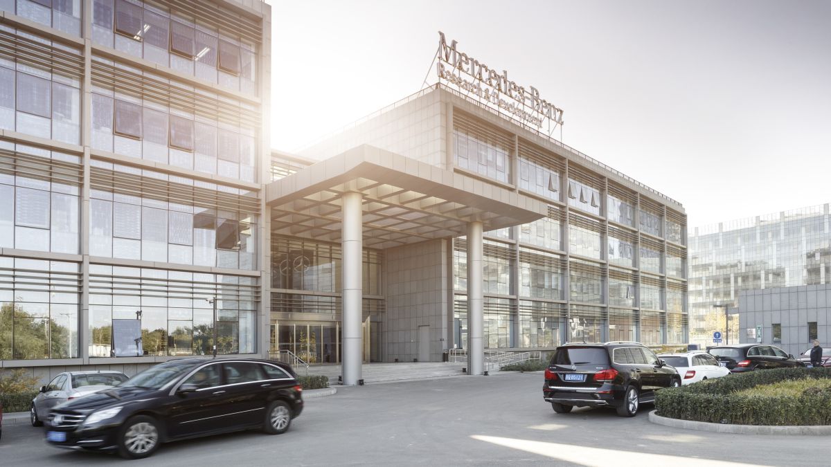 Daimler sees over 10 % growth in China in 2015 - MercedesBlog