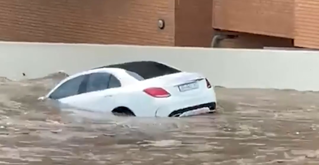 Dramatic footage shows Mercedes-Benz C-Class swept away by flood